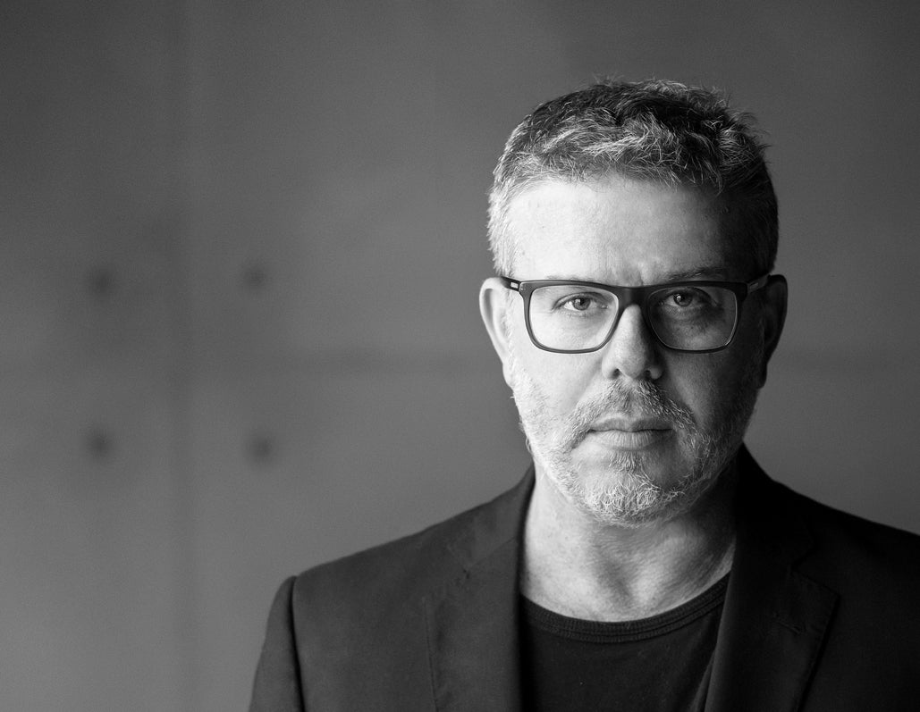 Home - Tom Sobre Tom